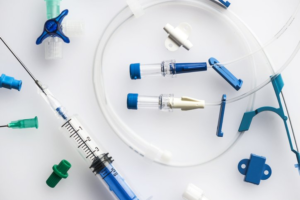 Choosing the Right Plastic Materials for Medical Device Molding